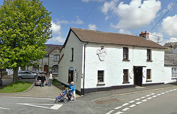 Dyfed Diners Midweek Dinner